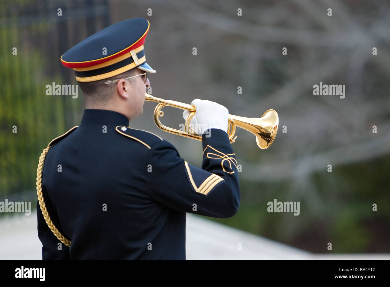 Taps bugler hi-res stock photography and images - Alamy