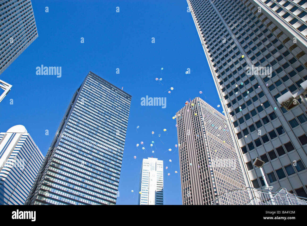 Famous buildings in tokyo hi-res stock photography and images - Alamy