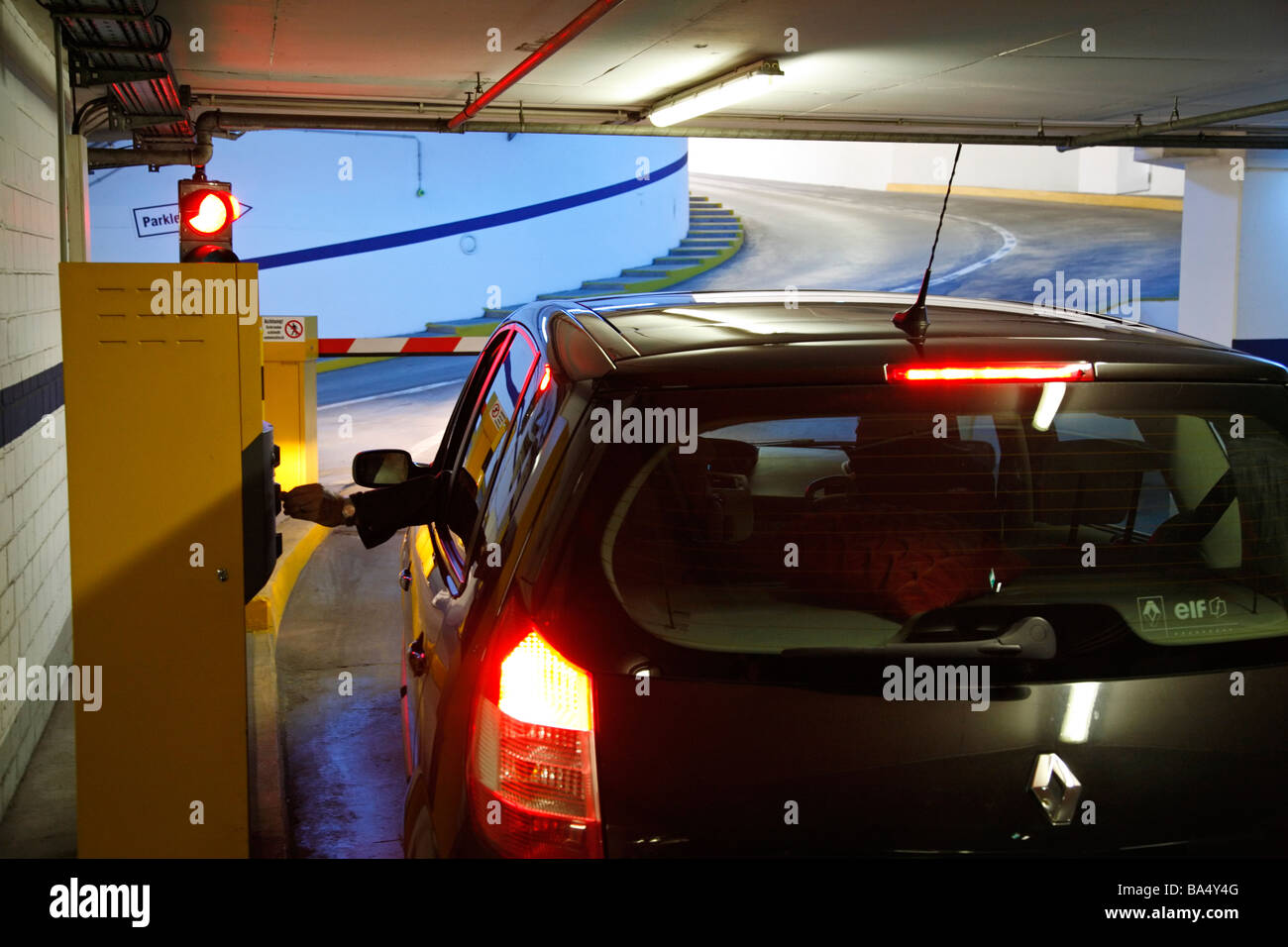 Car leaving exit gate hi-res stock photography and images - Alamy