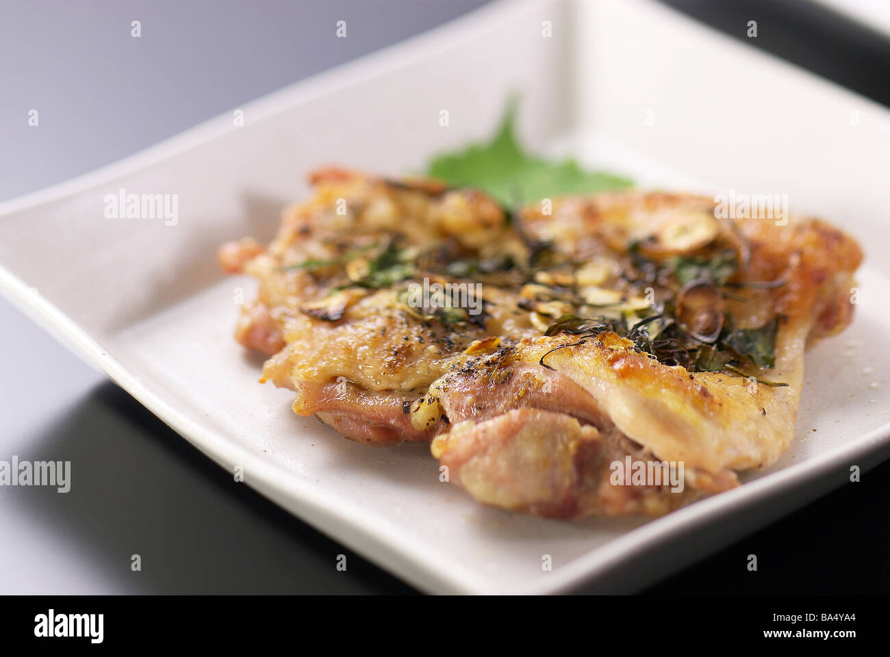 Cooked Chicken in Plate Stock Photo - Alamy