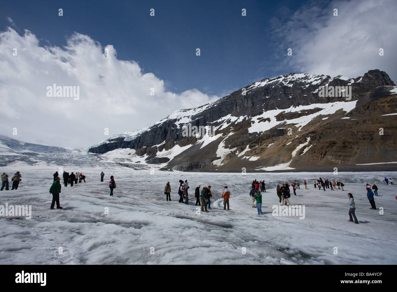 Tourists view columbia glacier hi-res stock photography and images - Alamy