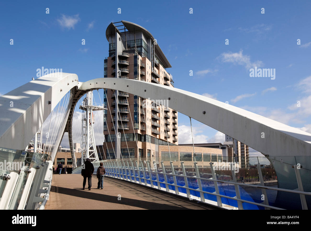 Millennium lifting footbridge hi-res stock photography and images - Alamy