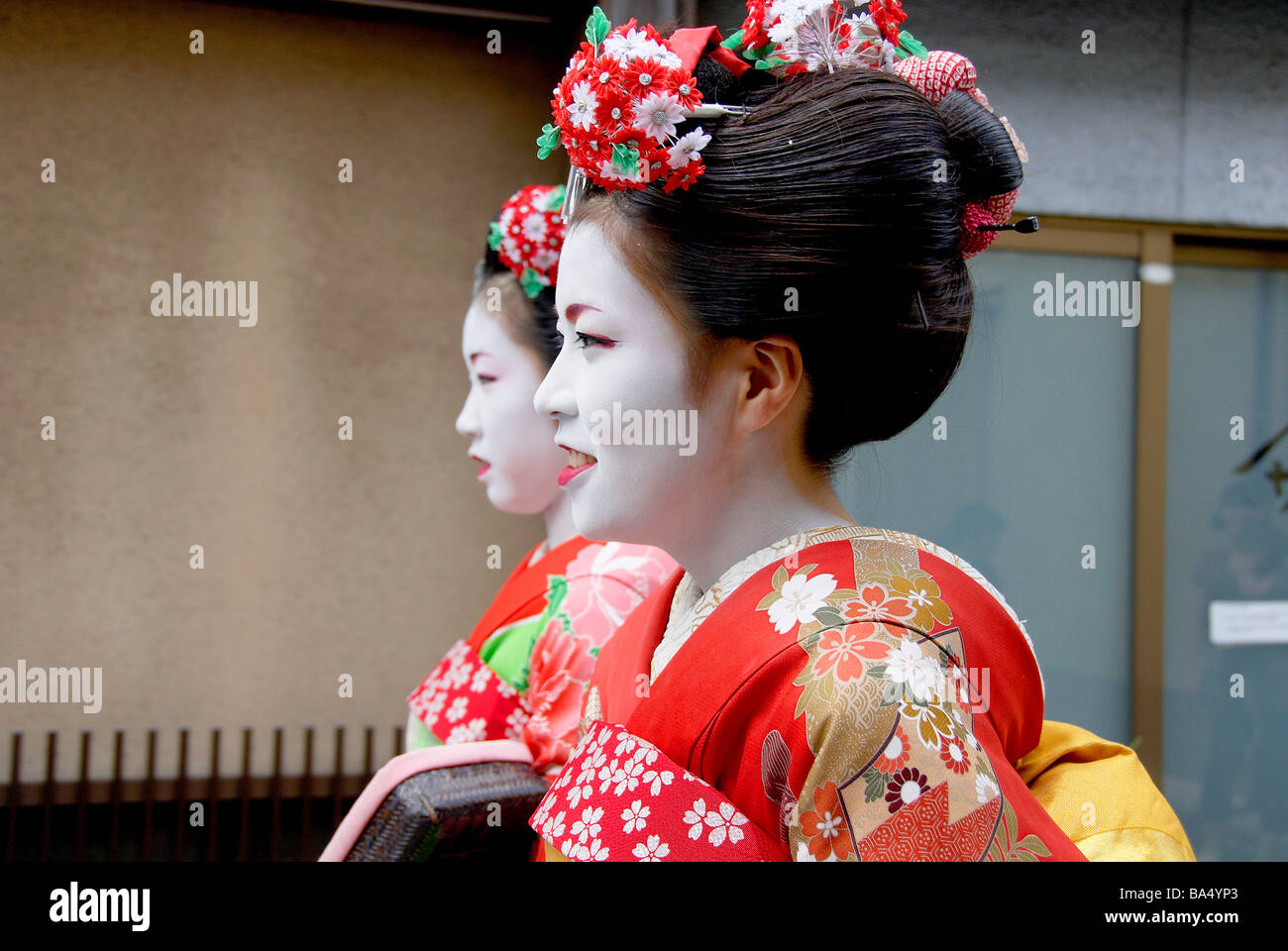 Geisha Make Up Face High Resolution Stock Photography and Images - Alamy