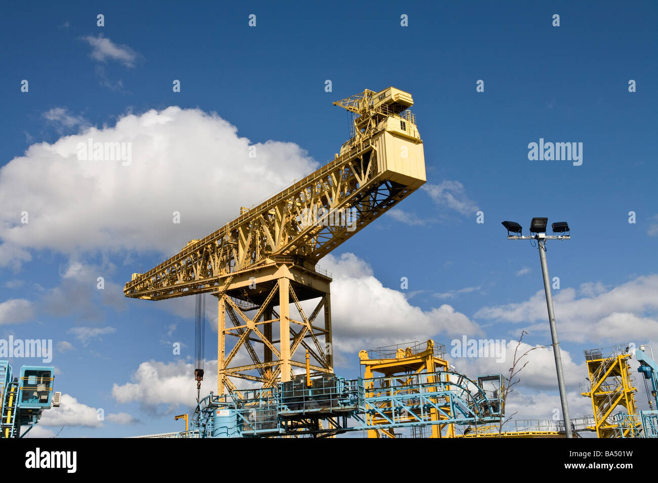 Tyneside shipyard hi-res stock photography and images - Alamy