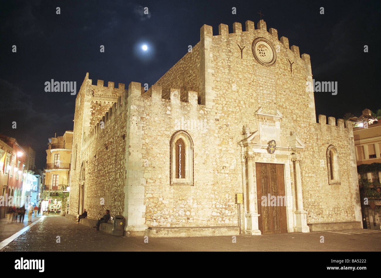 Cathedral San Nicolo, Piazza del Duomo, Taormina, Sicily Stock Photo ...