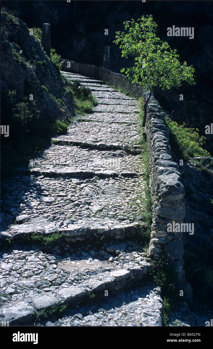 Cobbled path steps hi-res stock photography and images - Alamy