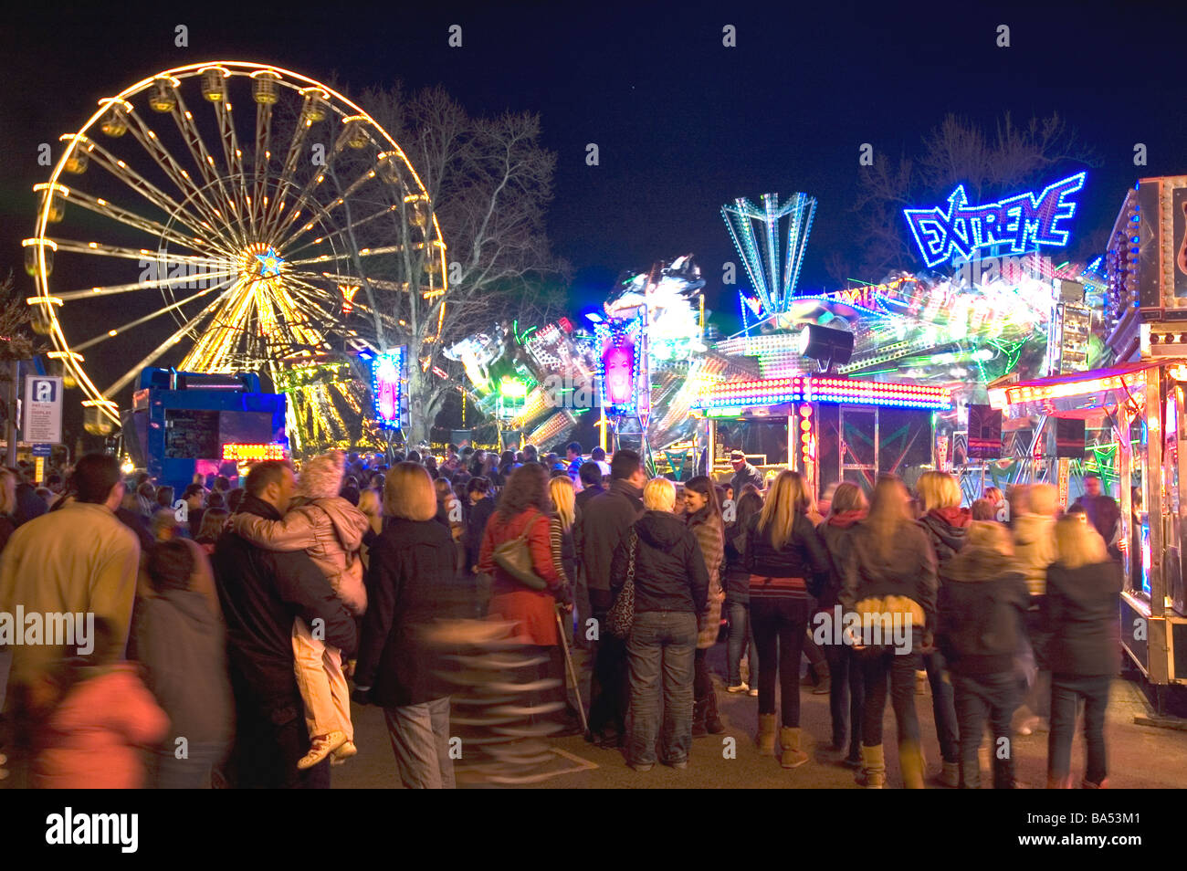 Street fairs hi-res stock photography and images - Alamy