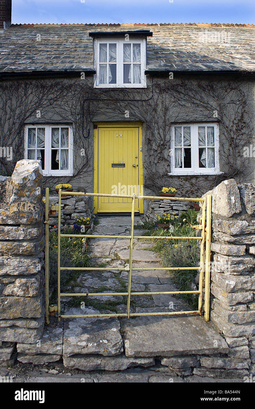 The Crooked Cottage Stock Photos & The Crooked Cottage Stock Images - Alamy