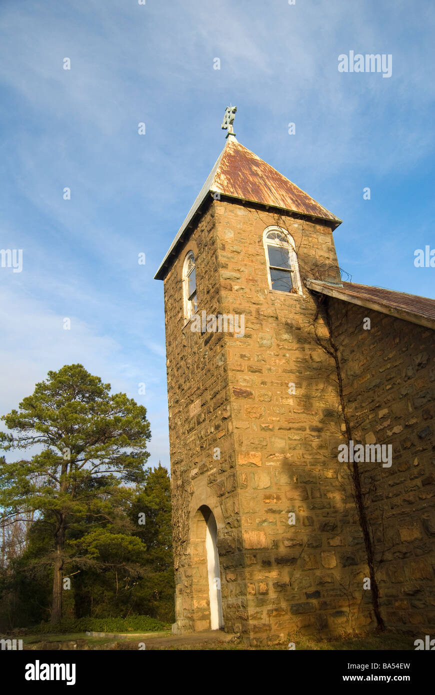 Church roof cross hi-res stock photography and images - Alamy