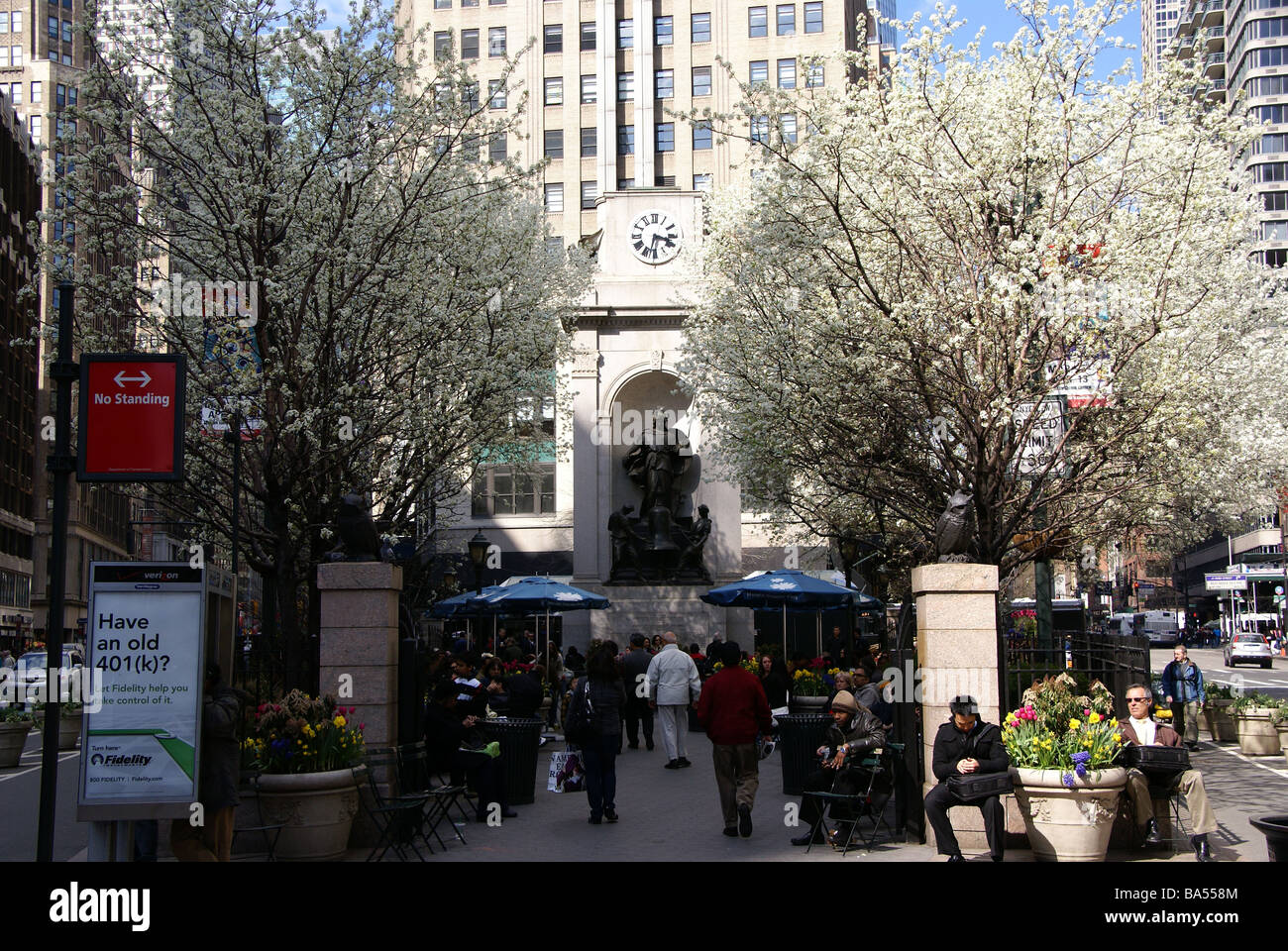 Herald Square Stock Photos & Herald Square Stock Images - Alamy