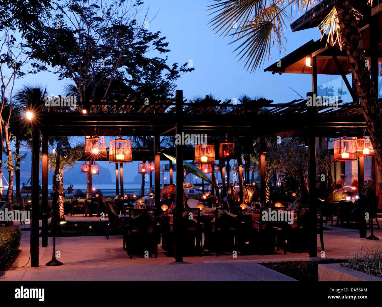 Open restaurant in resort hi-res stock photography and images - Alamy