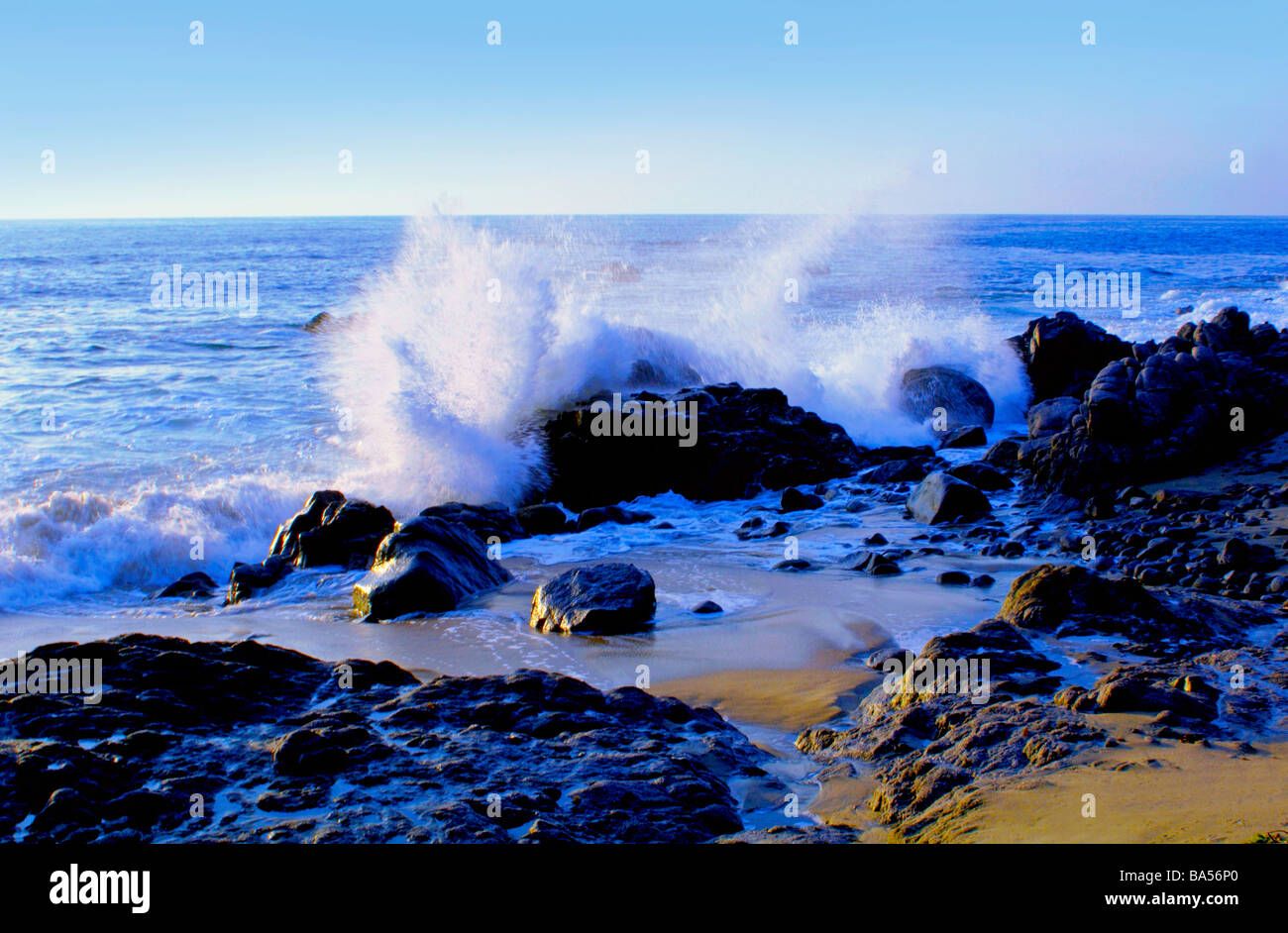 Ferocious waves hi-res stock photography and images - Alamy