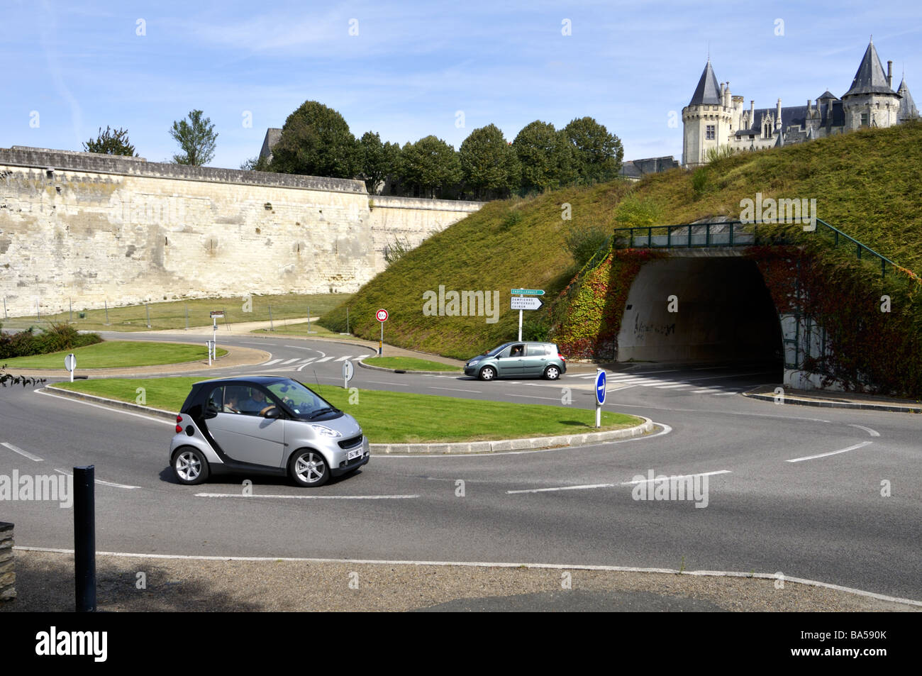 French traffic signs hi-res stock photography and images - Alamy