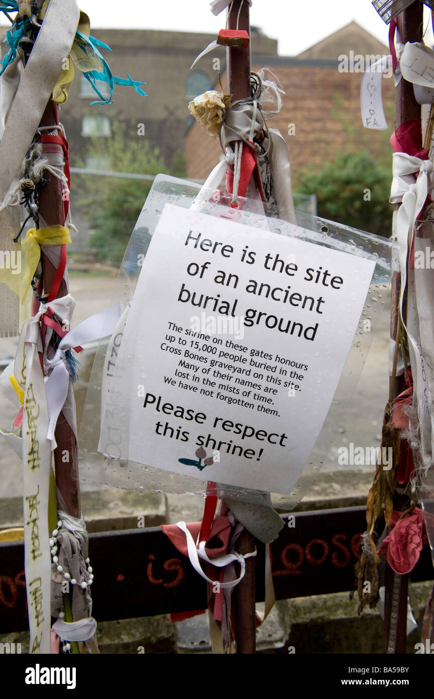 Cross Bones Graveyard, London, UK Stock Photo - Alamy