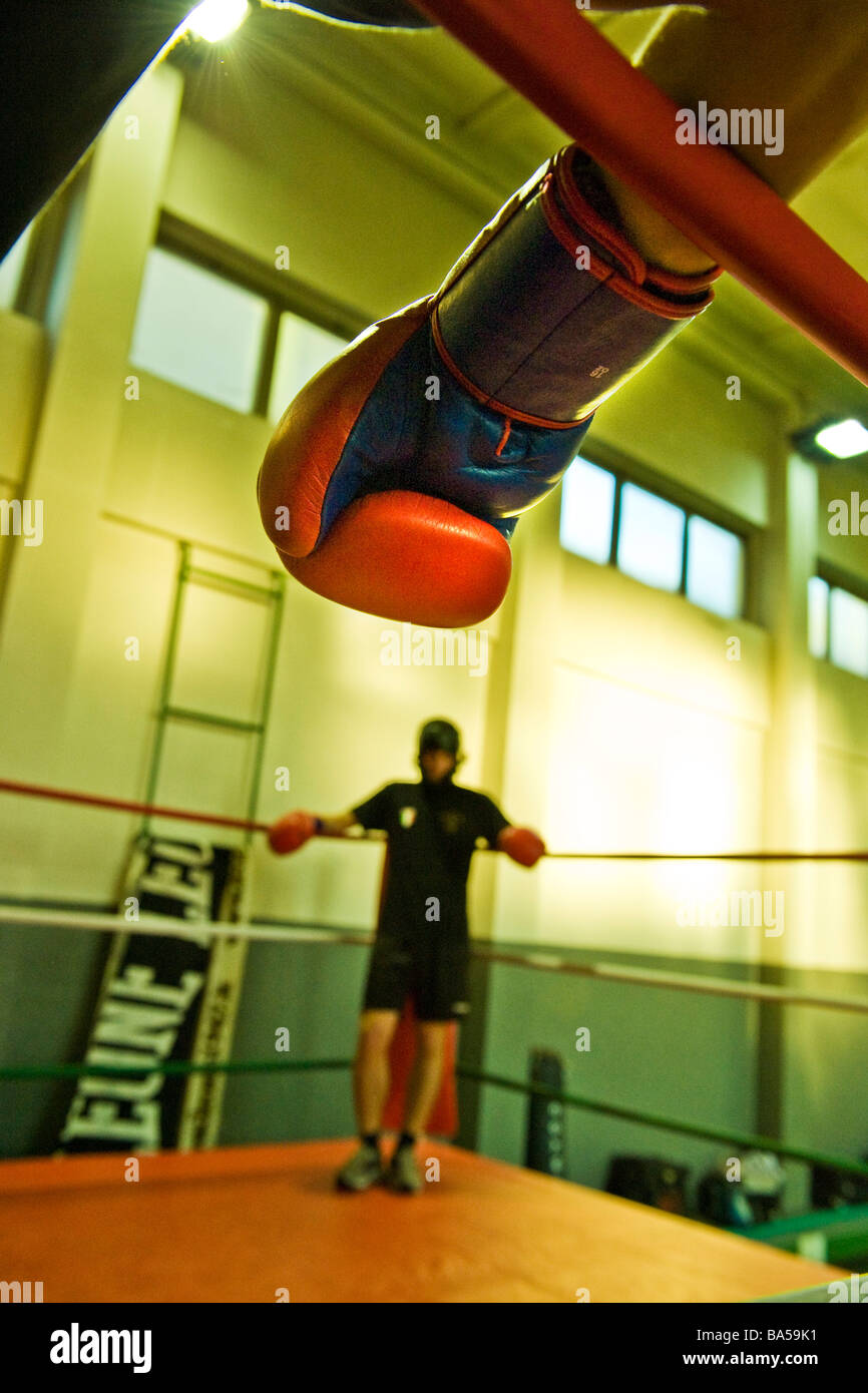 Boxe hi-res stock photography and images - Alamy