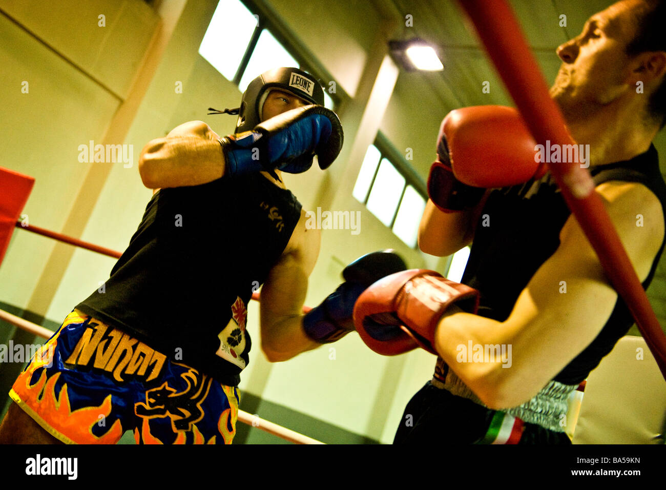 Boxe hi-res stock photography and images - Alamy