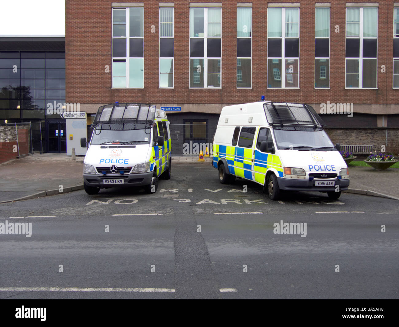 Riot Van Stock Photos & Riot Van Stock Images - Alamy