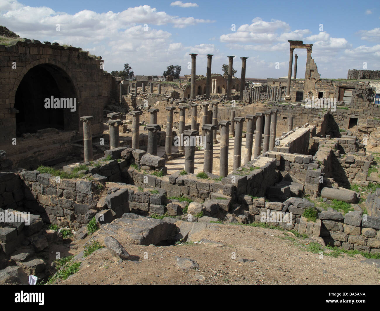 Ruinas ruinas romanas hi-res stock photography and images - Alamy