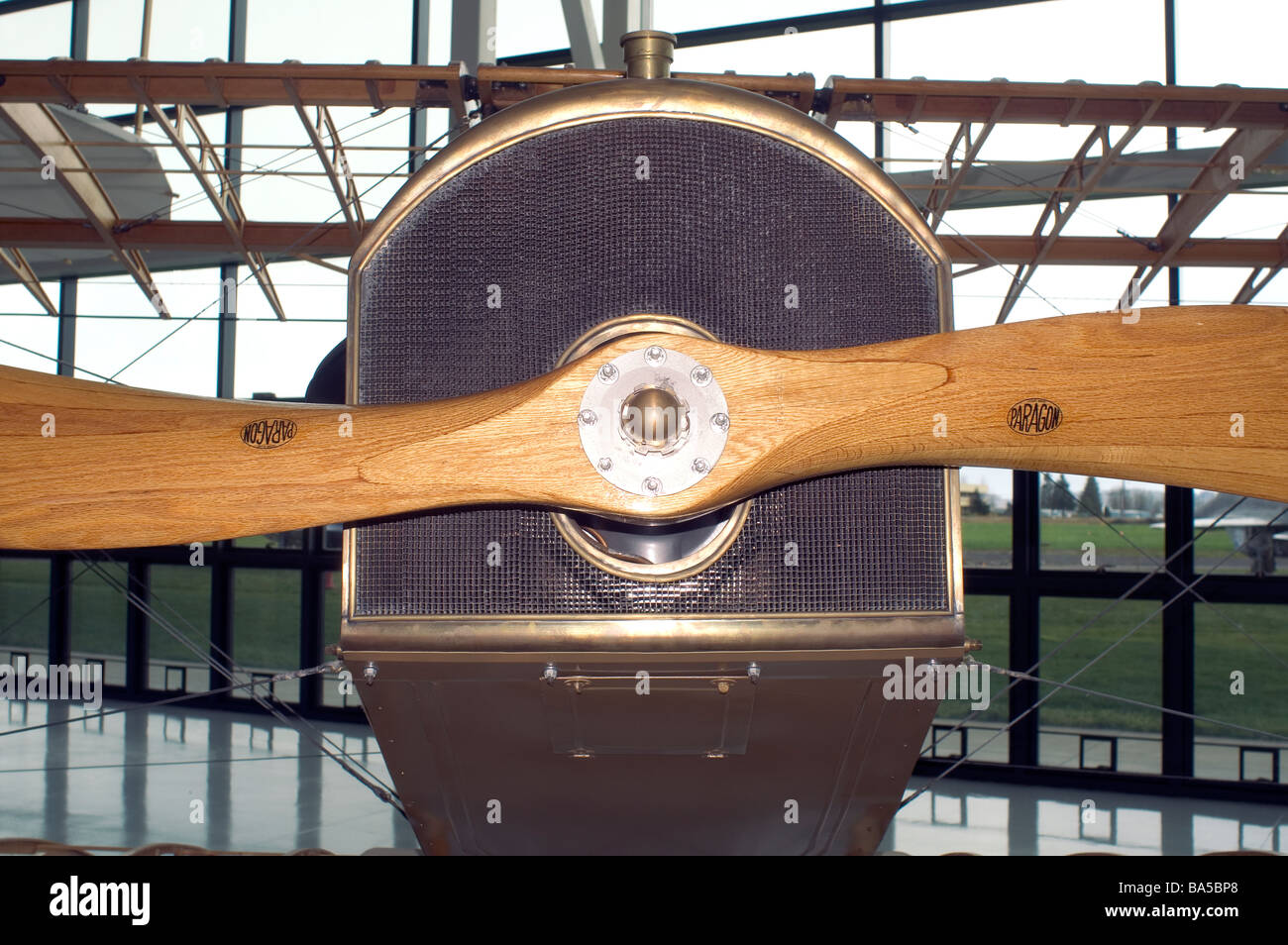 Propeller on single engine prop plane Stock Photo - Alamy