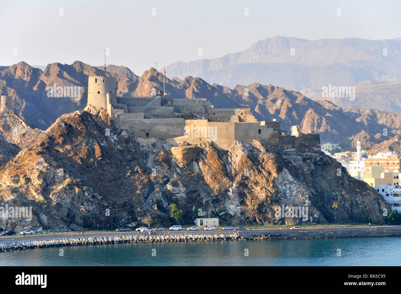 Hilltop fort hi-res stock photography and images - Alamy