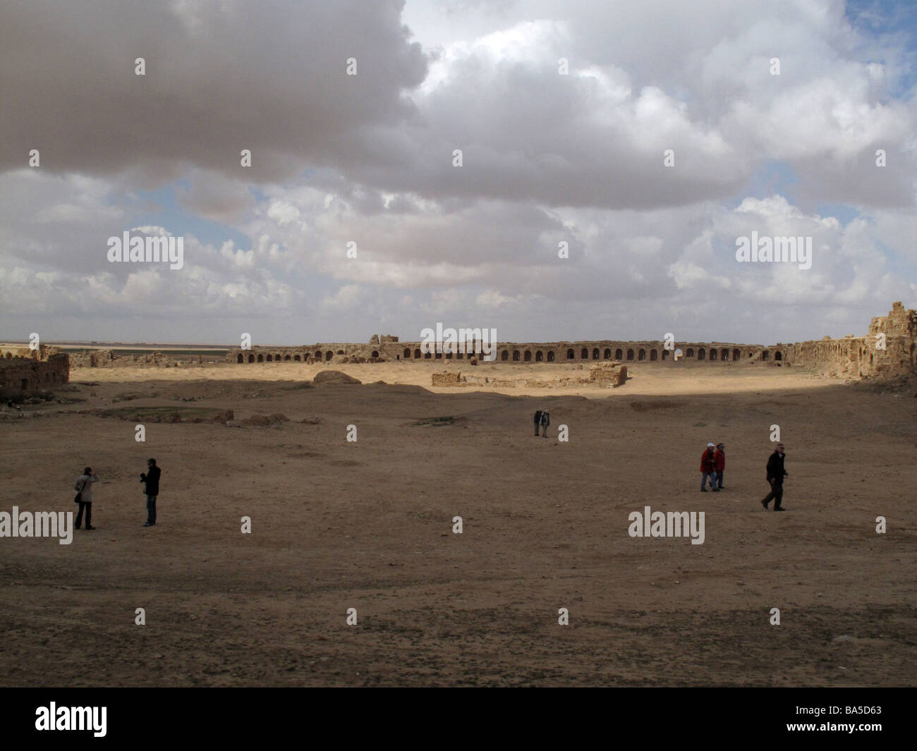 Ruins of Rasafa SYRIA Ruinas de Rasafa SIRIA Stock Photo - Alamy