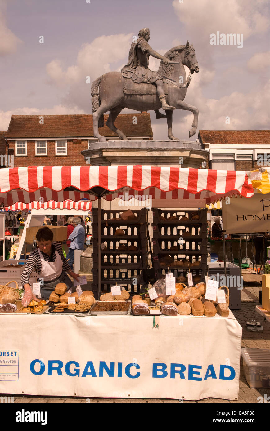 Petersfield market hi-res stock photography and images - Alamy