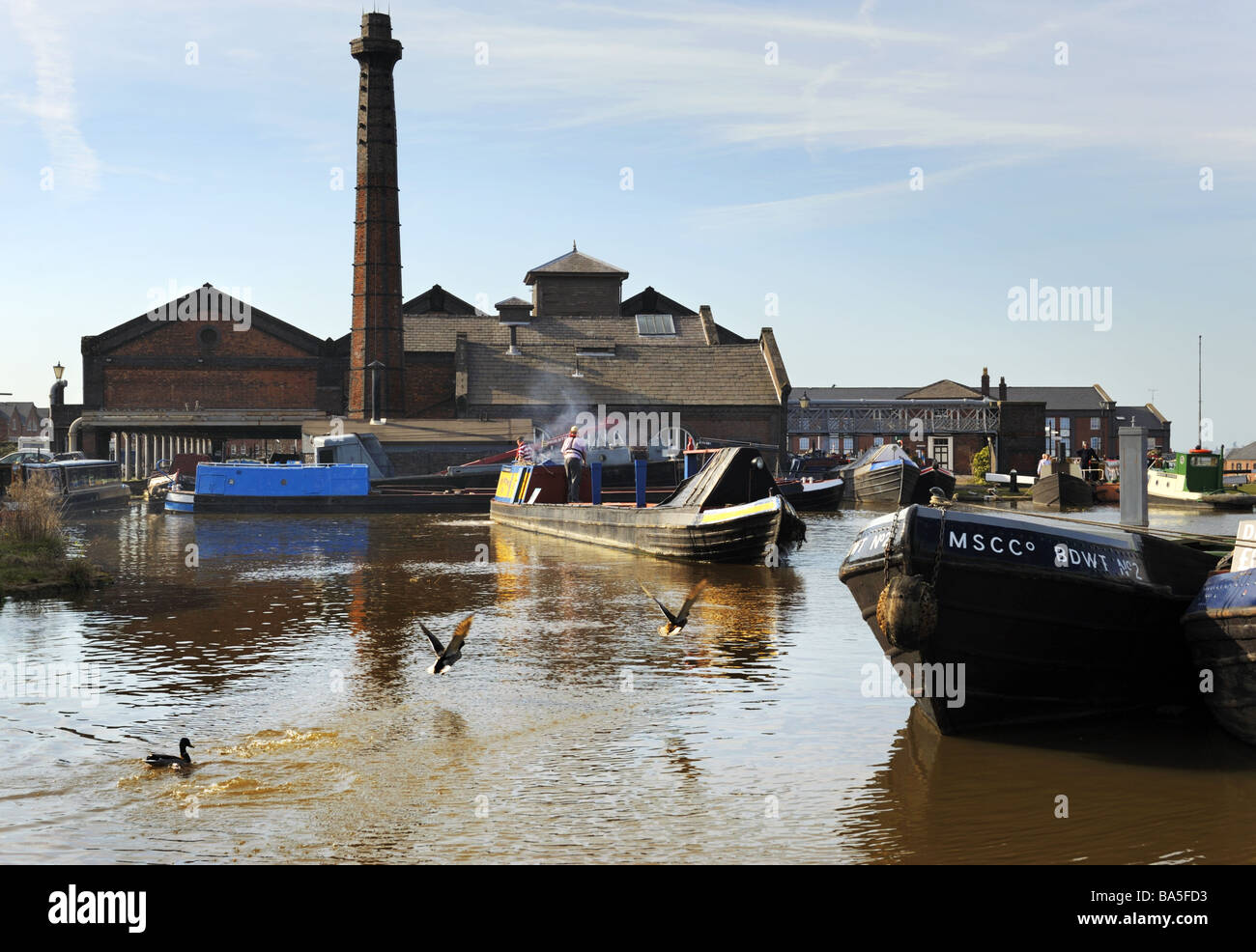 Ellesmere port boat museum hi-res stock photography and images - Alamy