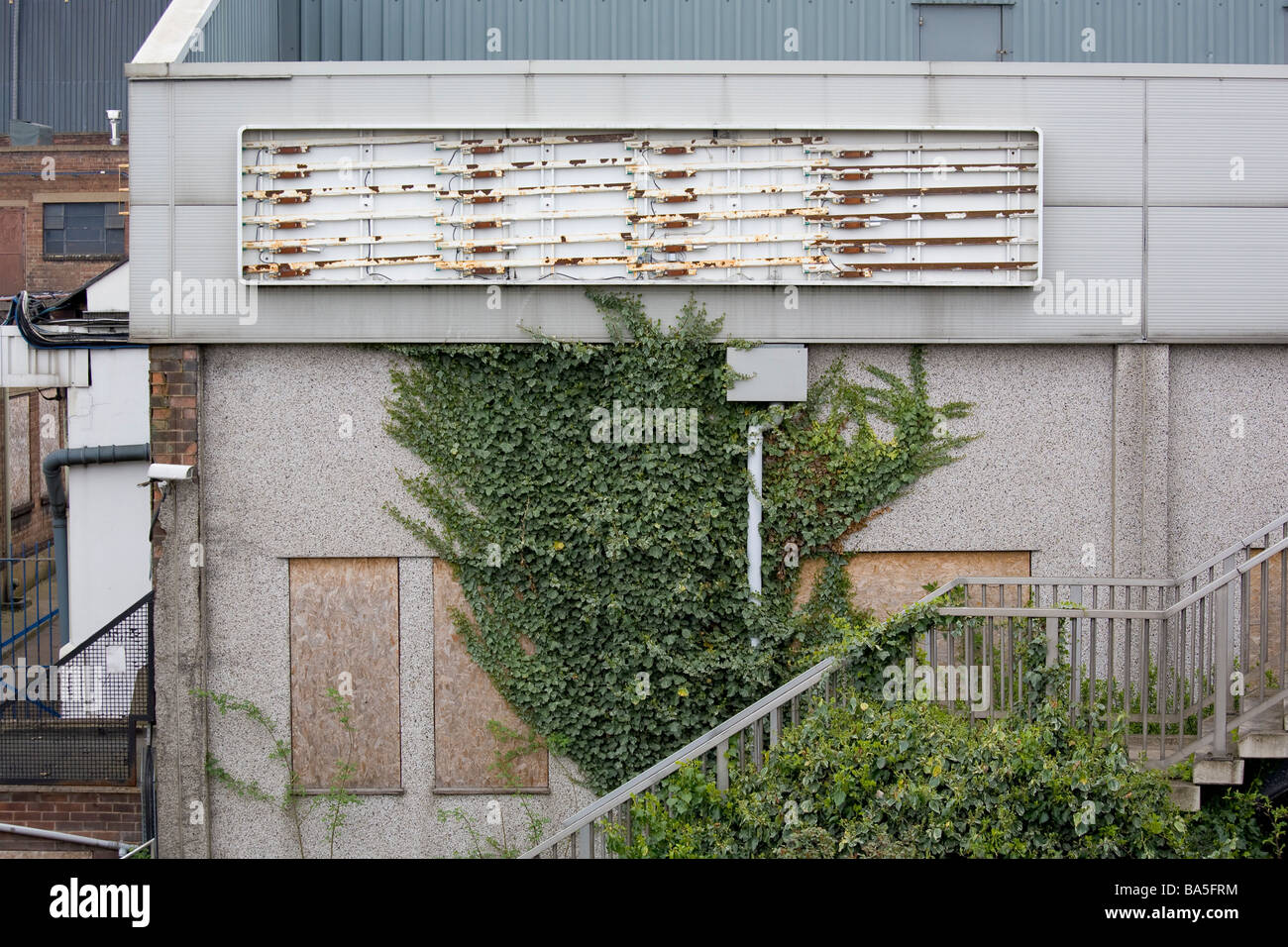 Factory Closed Sign High Resolution Stock Photography and Images - Alamy