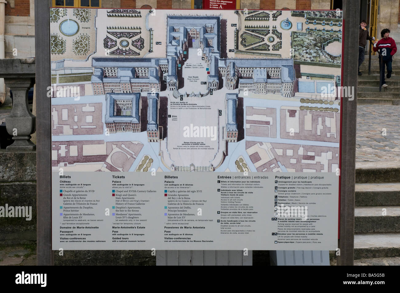 Map of versailles hi-res stock photography and images - Alamy