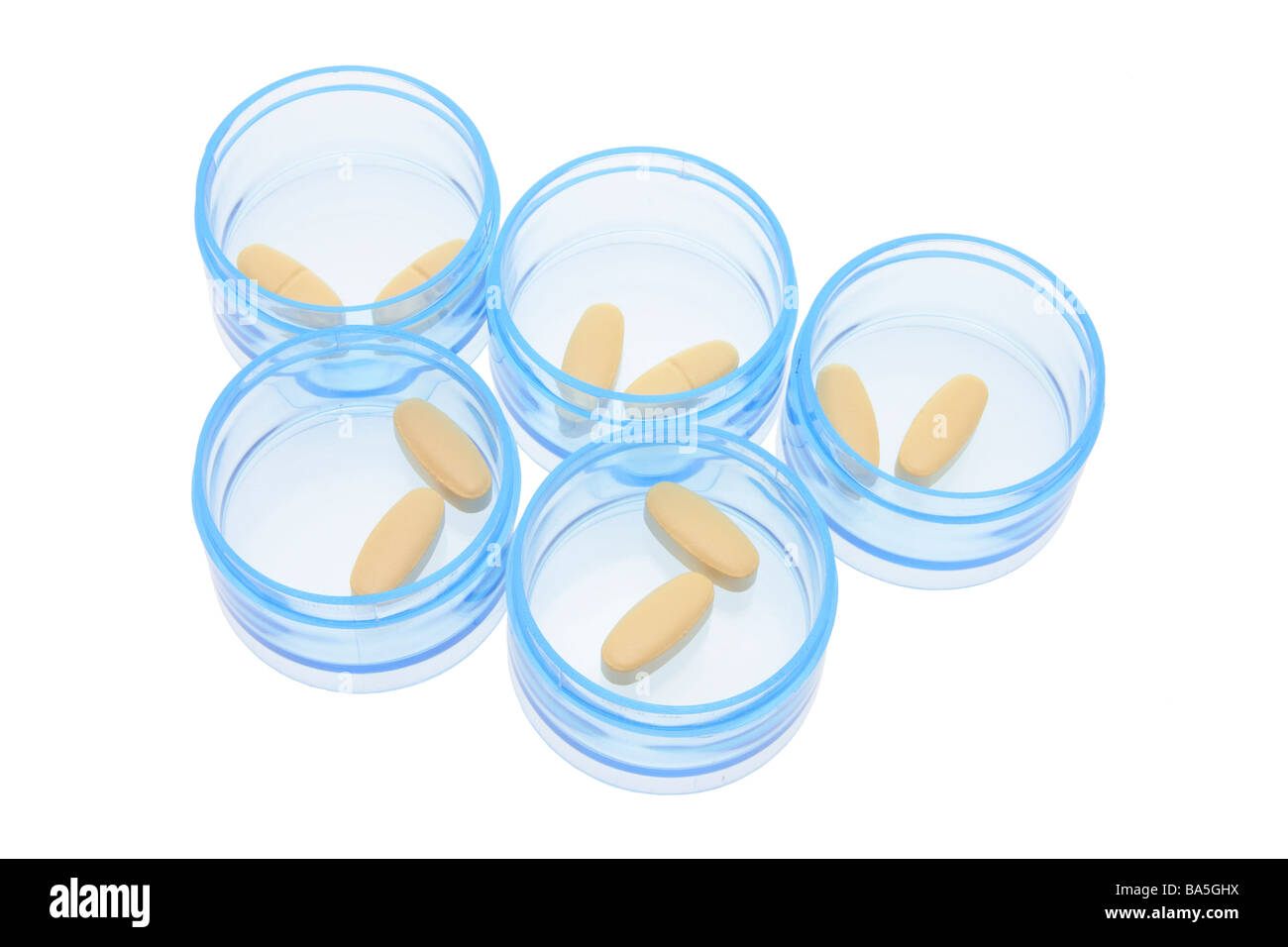 Tablets in pill box hi-res stock photography and images - Alamy