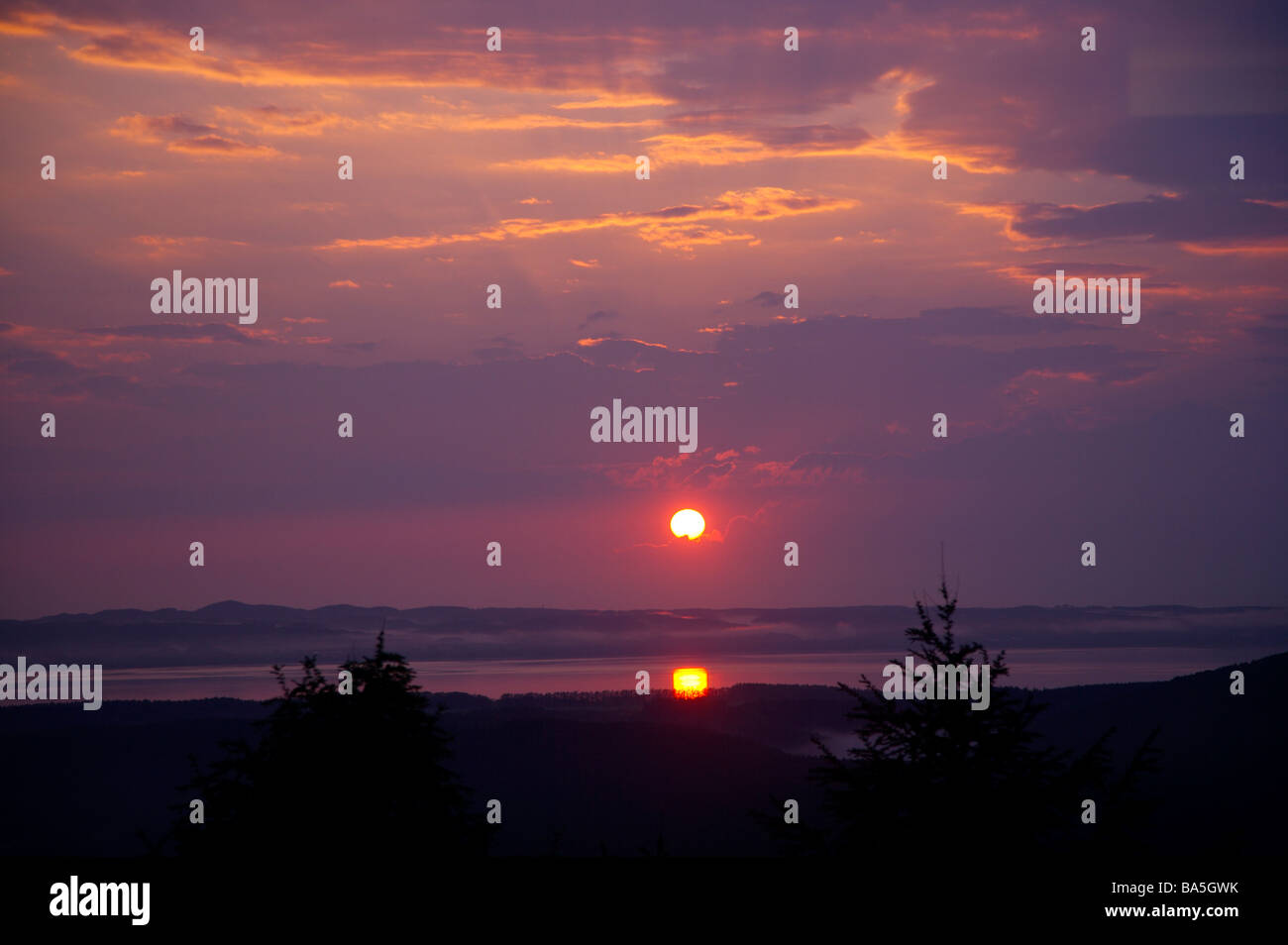 Sun setting on rural hi-res stock photography and images - Alamy