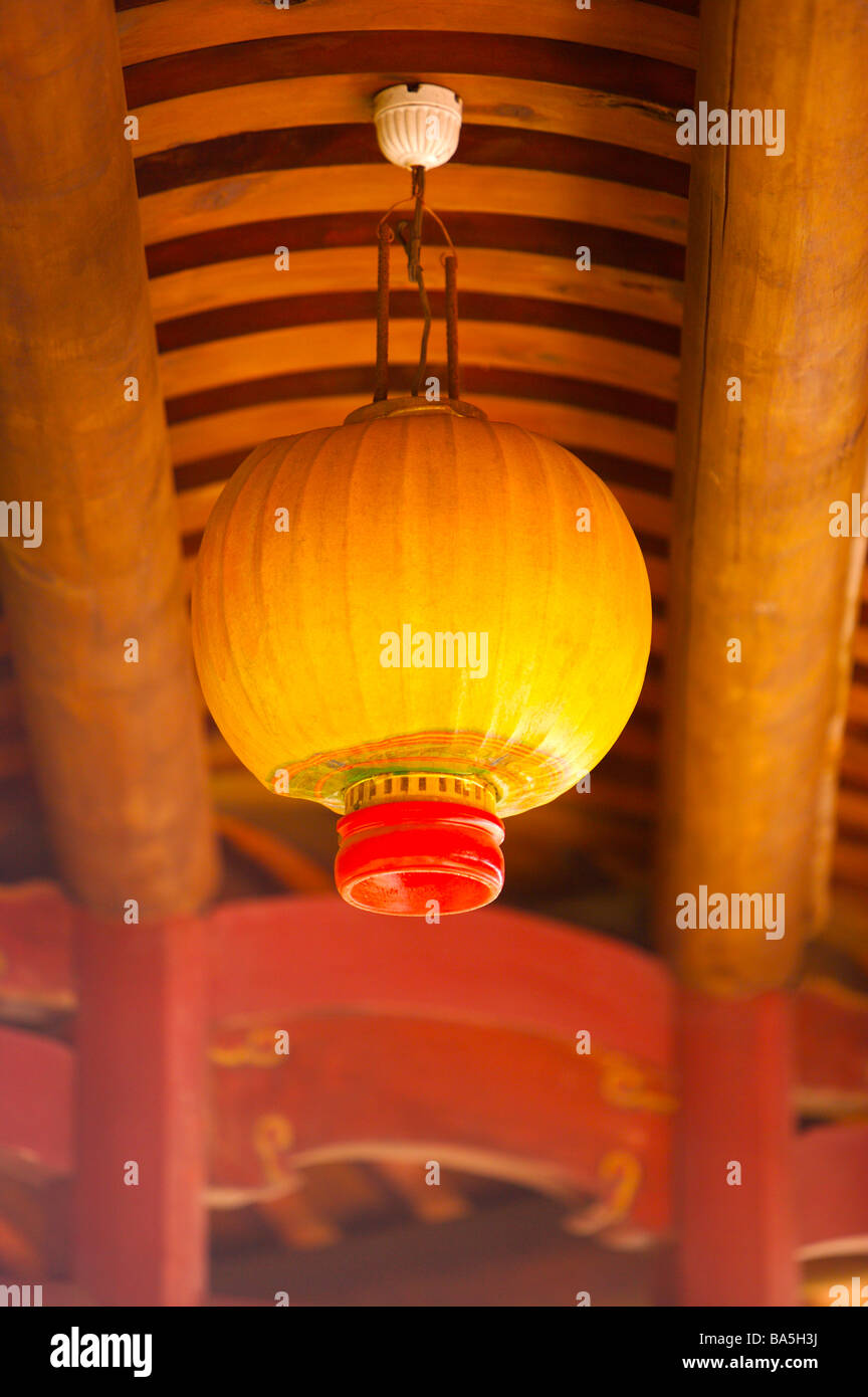 Lantern hanging on classic Chinese architecture Stock Photo - Alamy
