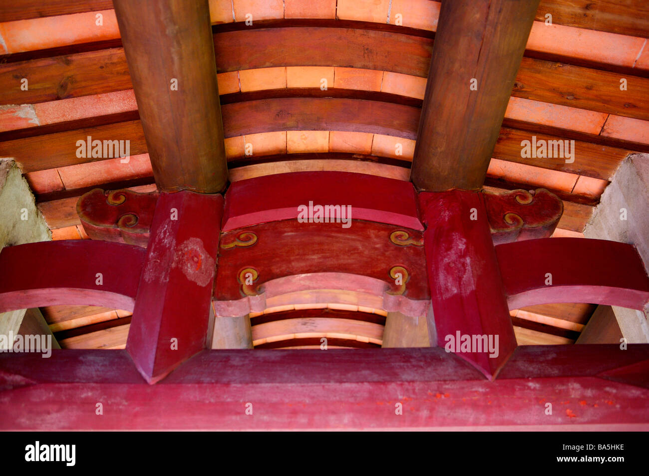 Ceiling of classic Chinese architecture Stock Photo - Alamy