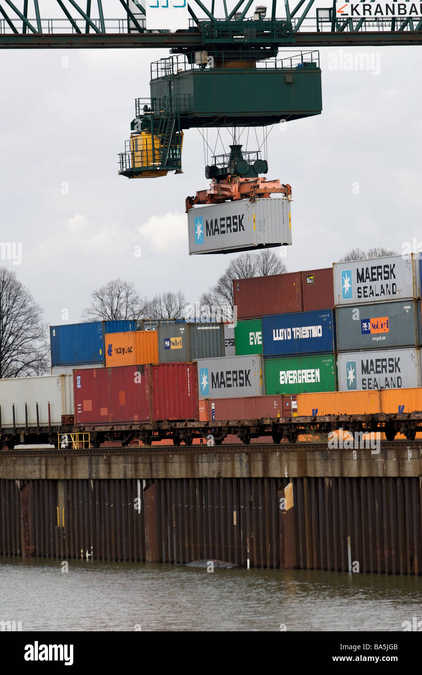 Neihl 1 container terminal, Cologne, North Rhine-Westphalia, Germany ...