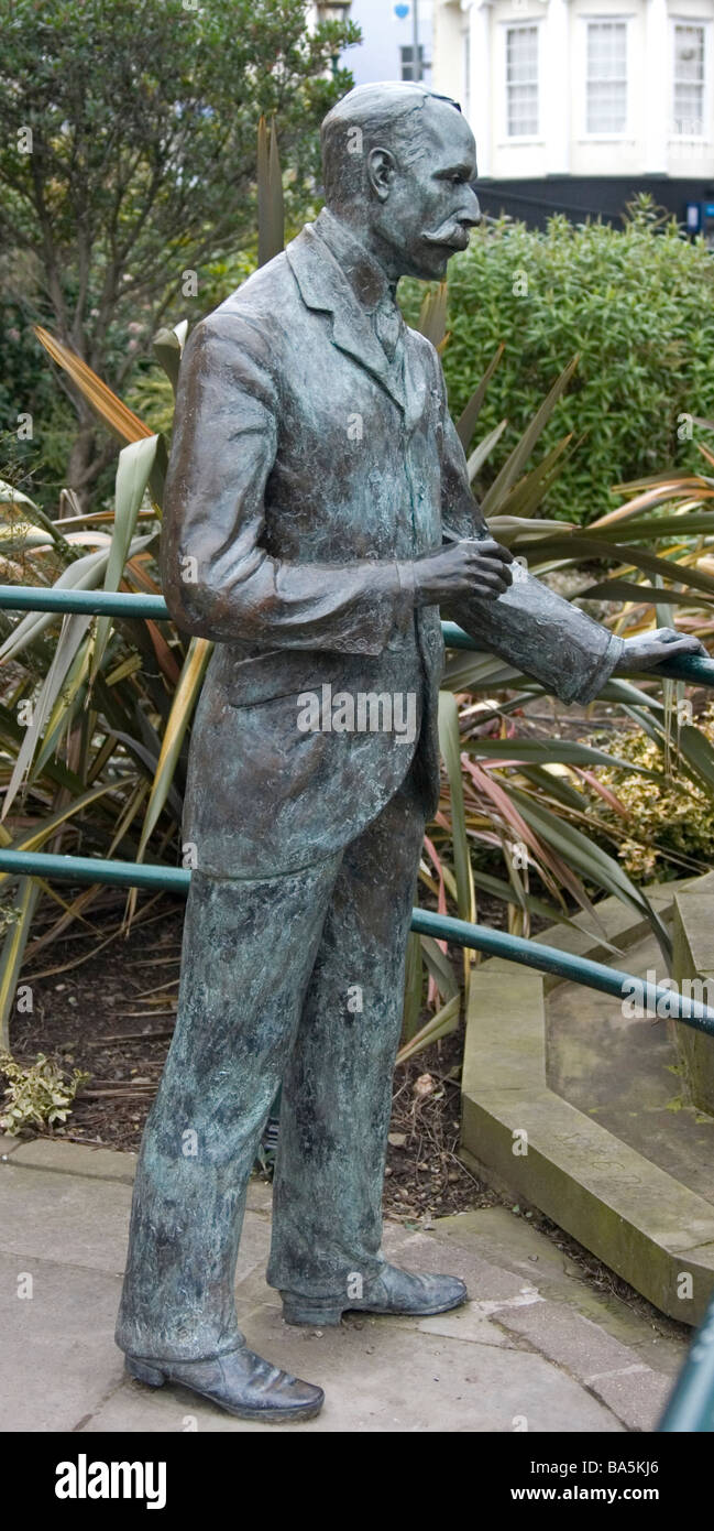 Bronze statue of Edward Elgar, Great Malvern, Worcestershire Stock ...