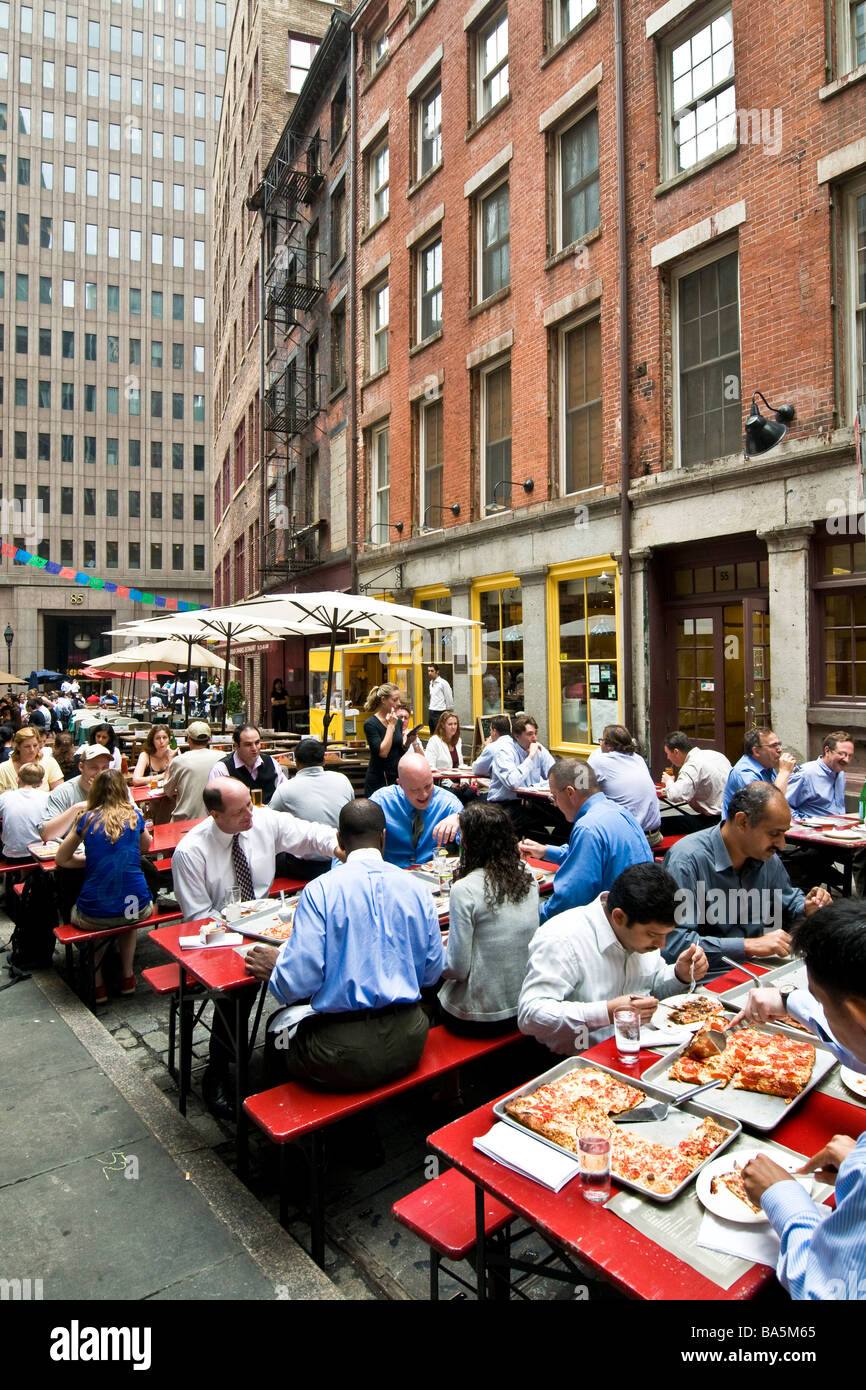 Lunch break manhattan new york High Resolution Stock Photography and ...
