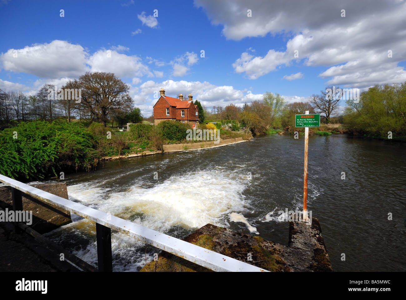 River Wey at Walsham lock Stock Photo - Alamy
