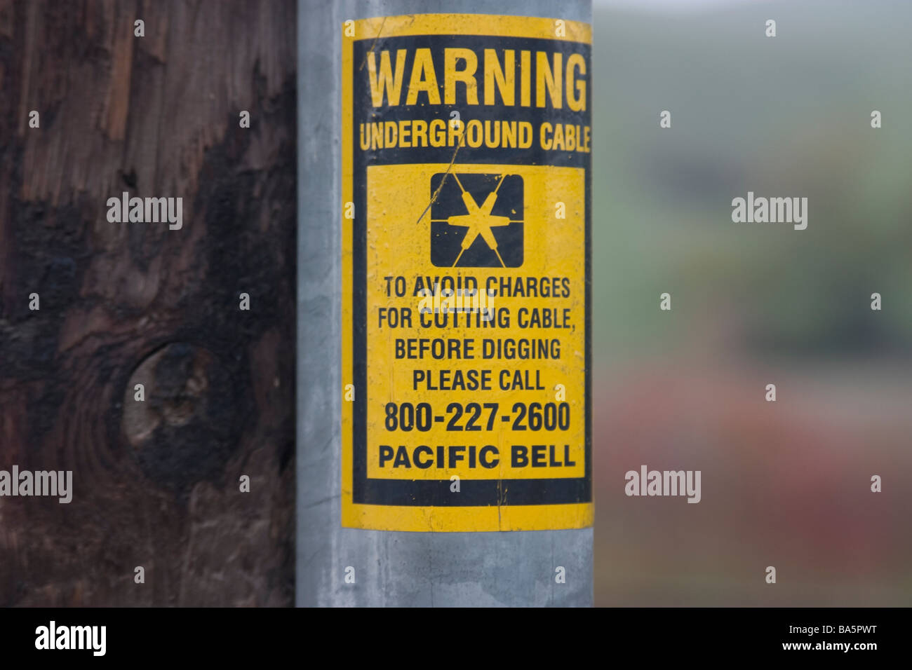 Underground cable warning sign hi-res stock photography and images - Alamy