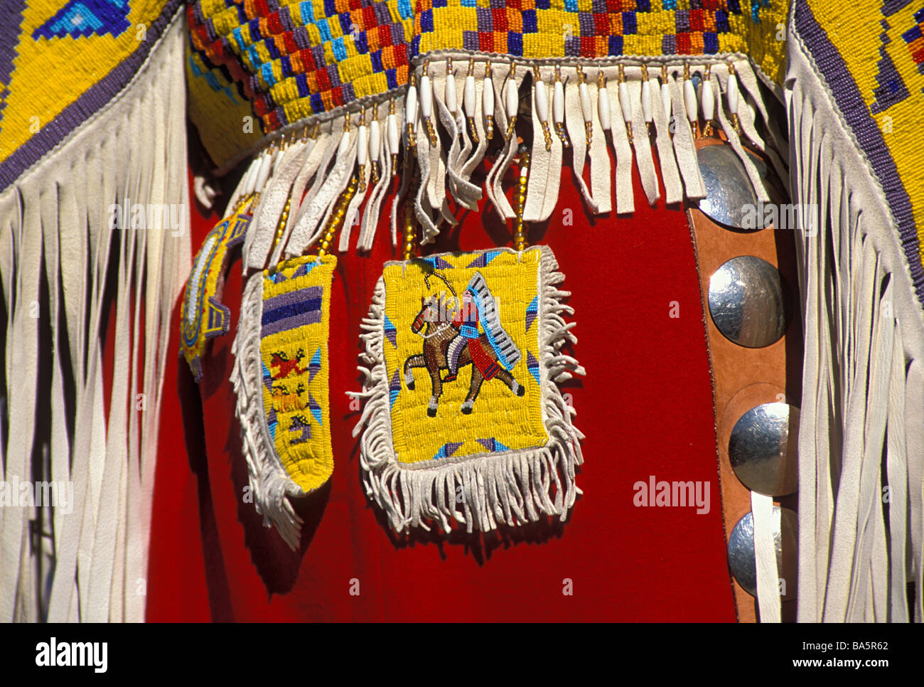 Crow fair indian native american hi-res stock photography and images ...