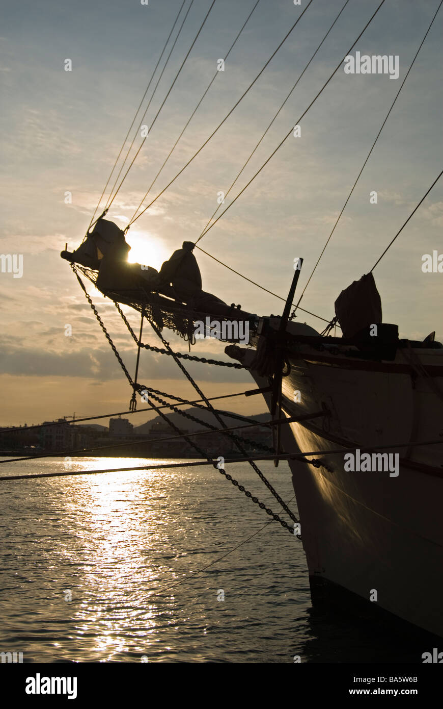 Tall ship boom Stock Photo - Alamy