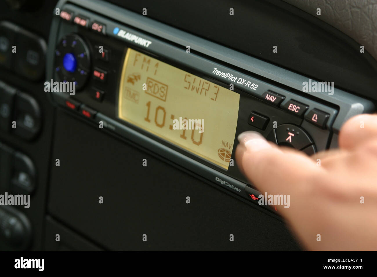 Car indoors cockpit detail navigation-system hand input service no ...