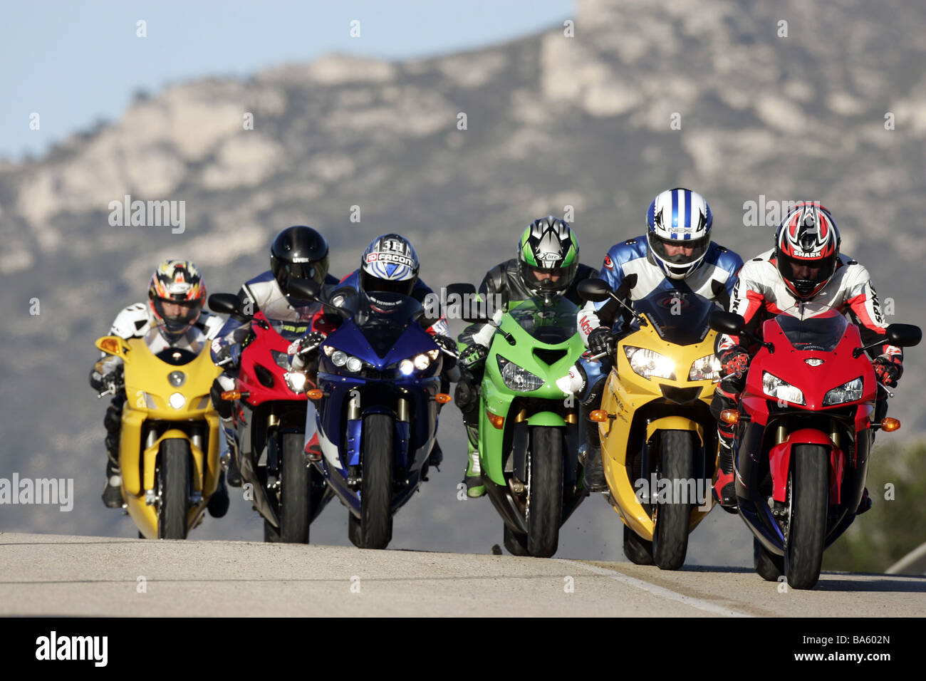 Motorcyclists group hi-res stock photography and images - Alamy