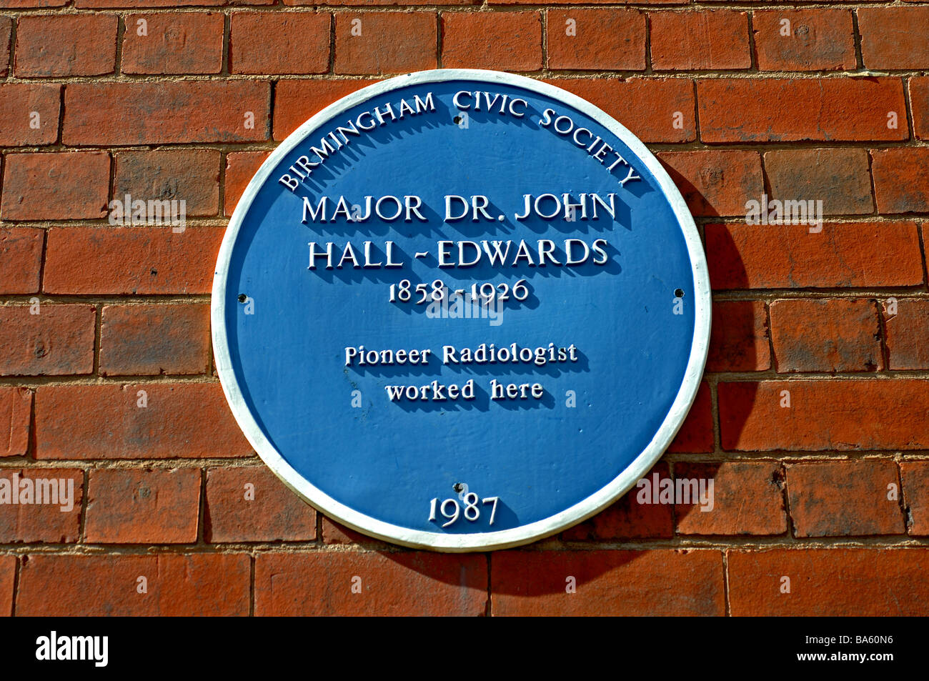 Blue plaque plaques hi-res stock photography and images - Alamy