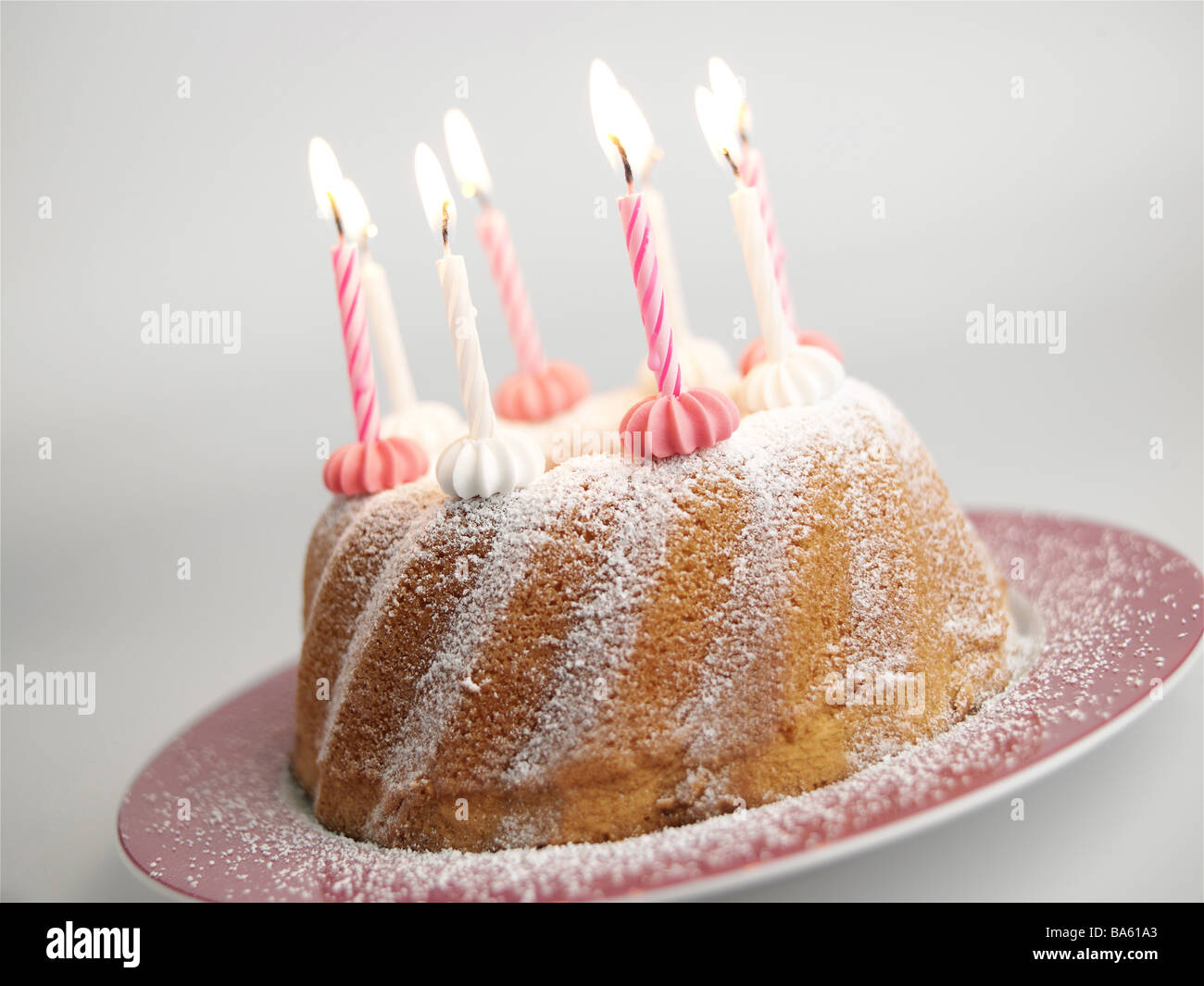 Birthday-cakes candles series burn food pastries forecastle-merchandise ...
