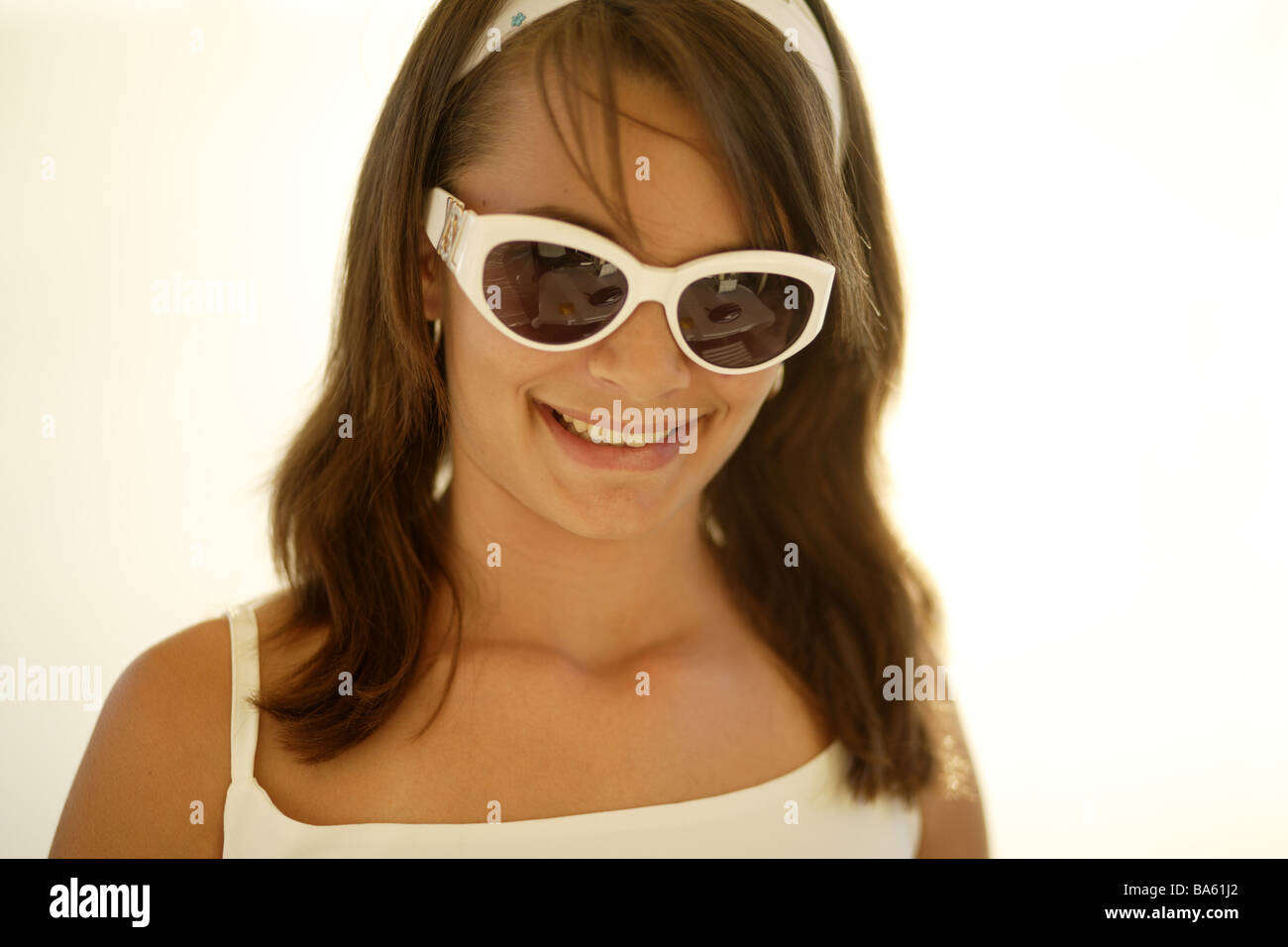 Teenager-girls sun glass portrait laugh broached people teenagers girls ...
