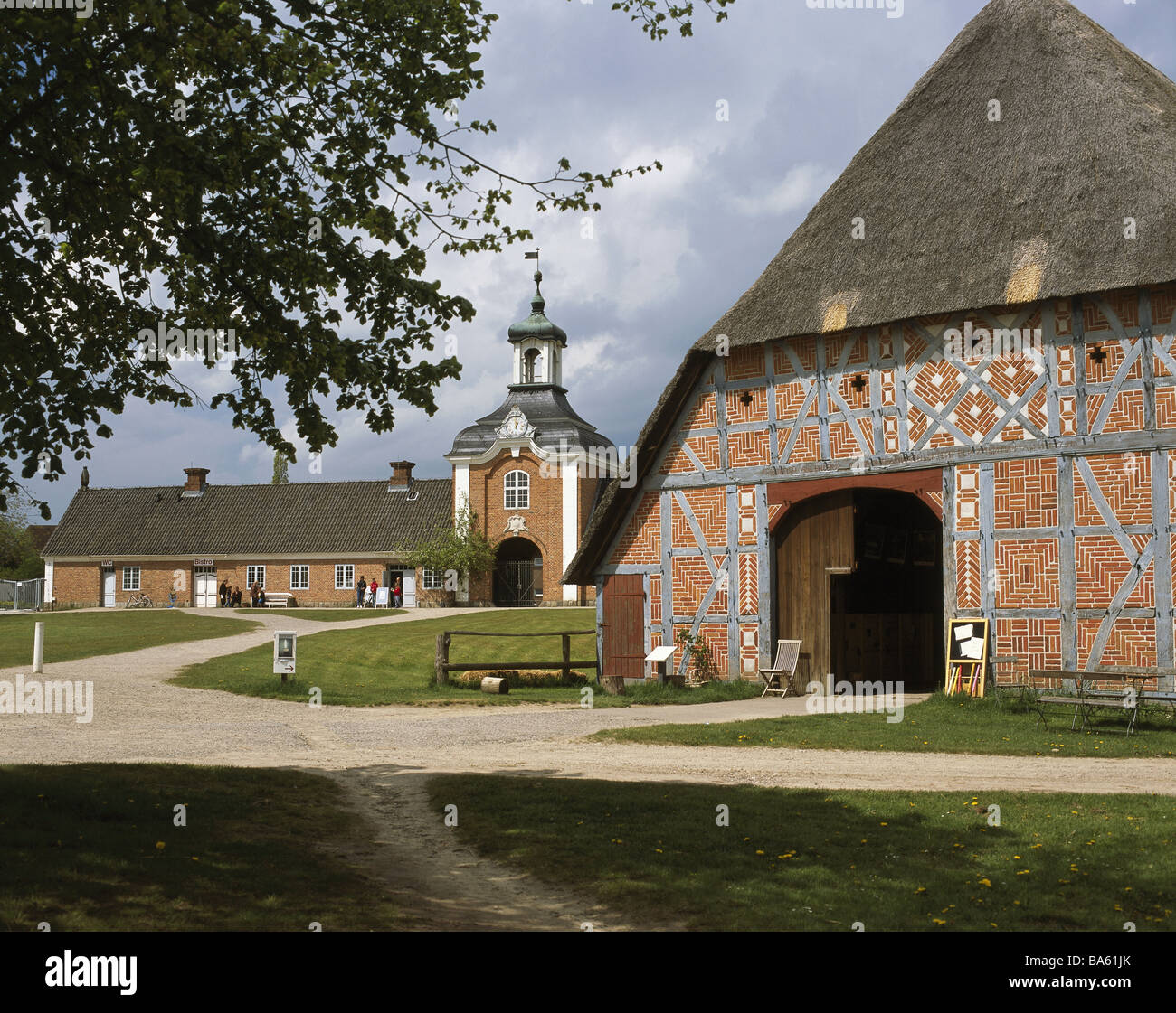 Historic brick stables building hi-res stock photography and images - Alamy