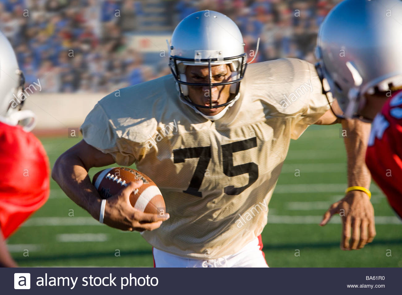 Football Lineman Stock Photos & Football Lineman Stock Images - Alamy
