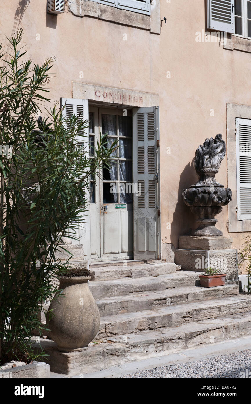 Old town library hi-res stock photography and images - Alamy