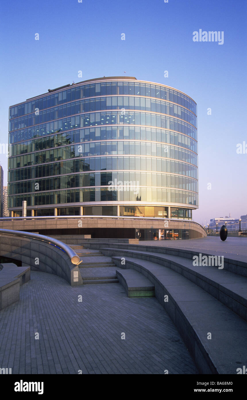Great Britain London city reverberation 2 More London Riverside office ...