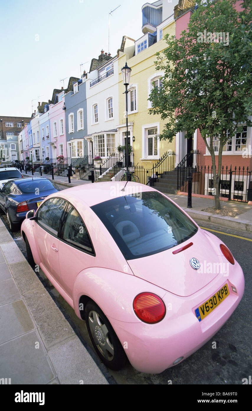 Great Britain London Chelsea Bywater Street row of houses roadside cars ...